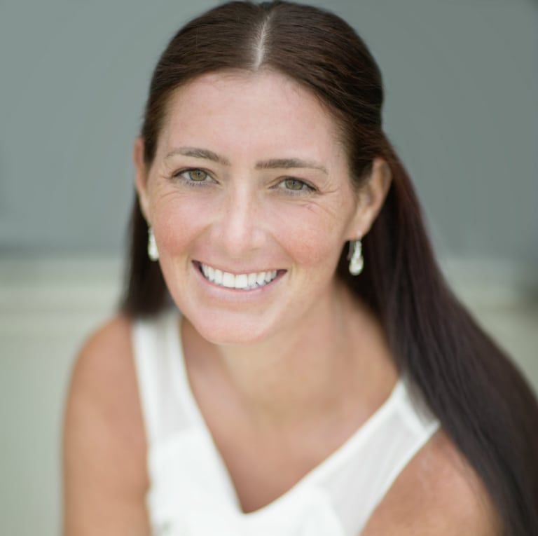 ALISA BAIR - Top Agent Magazine